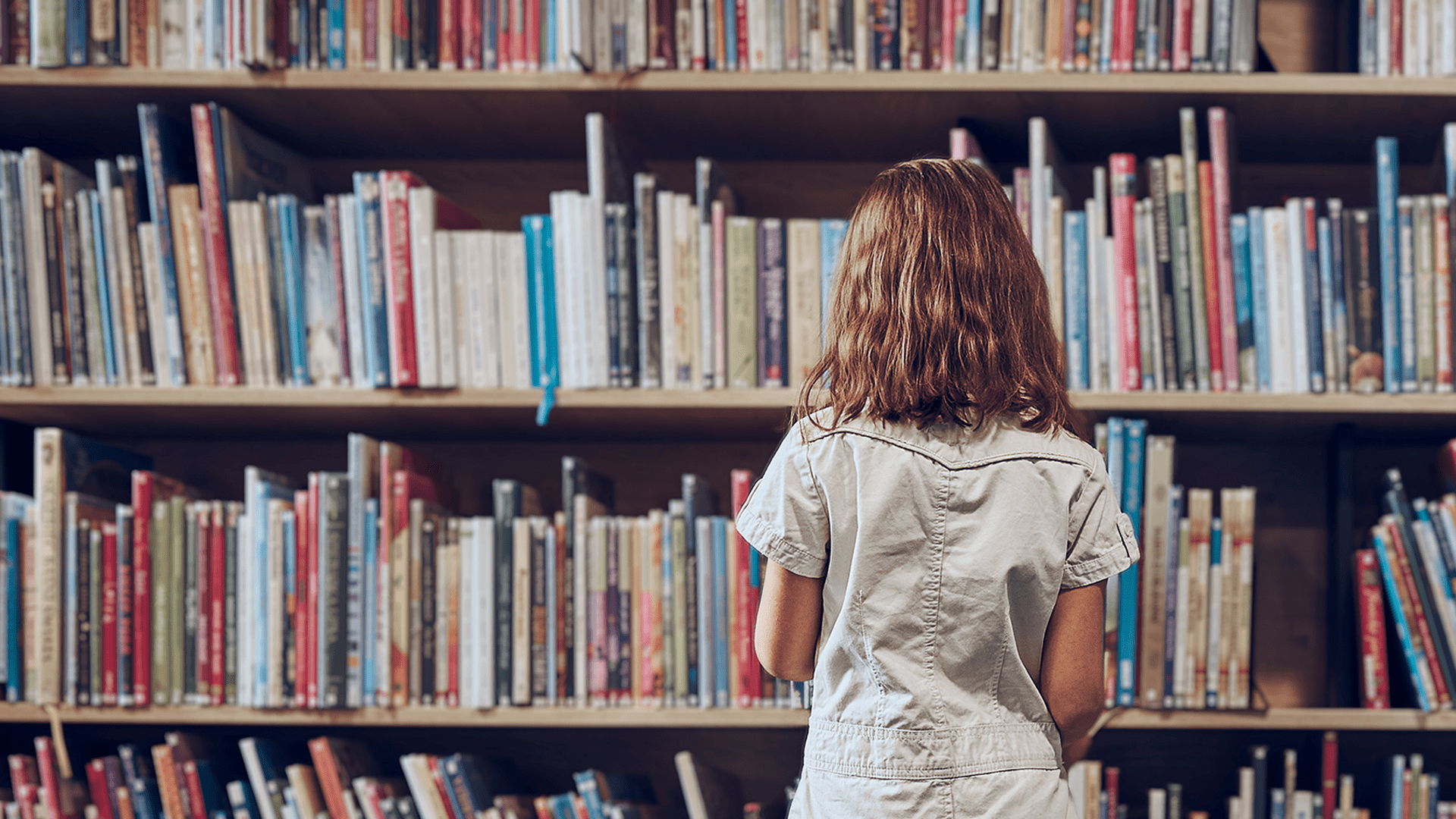 Library_Shelf-min – Illustrated Ministry